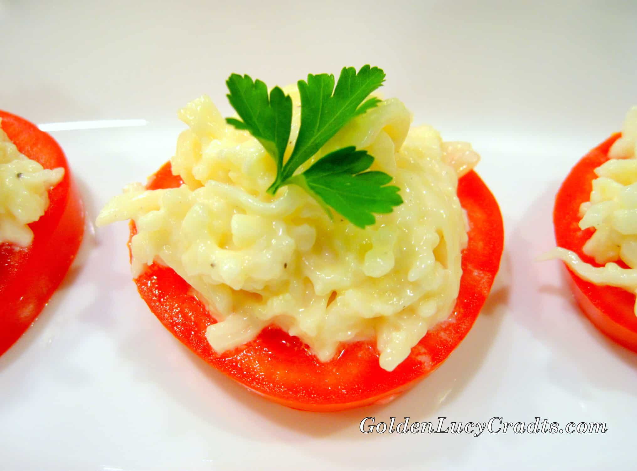 Tomato, Cheese and Garlic Appetizer Idea - GoldenLucyCrafts