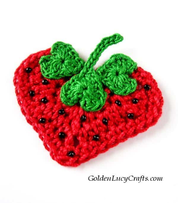 Crochet Strawberry Applique, Free Crochet Pattern - GoldenLucyCrafts