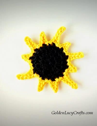 Total Solar Eclipse Applique, Free Crochet Pattern - GoldenLucyCrafts