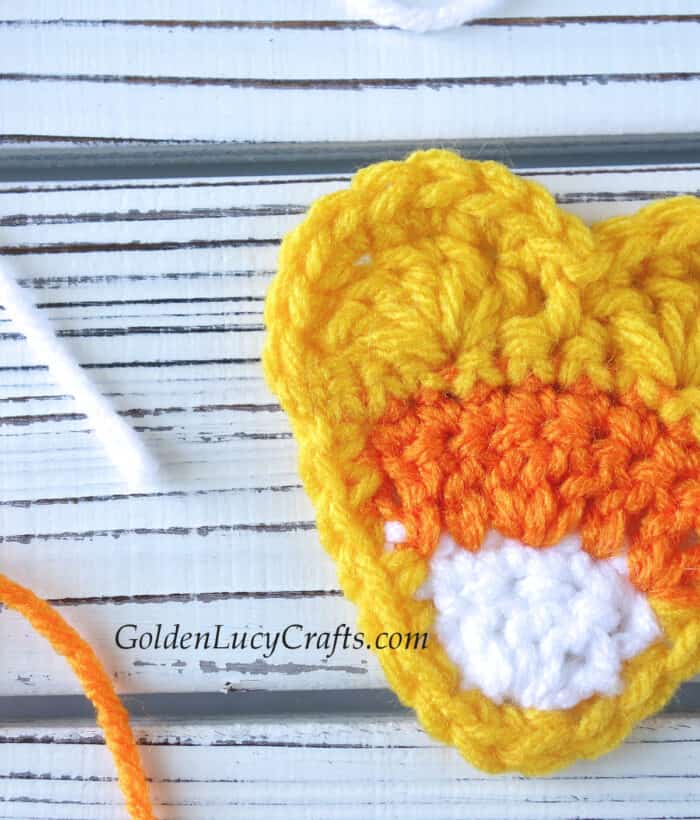 Crochet Candy Corn Heart Appliqu - GoldenLucyCrafts