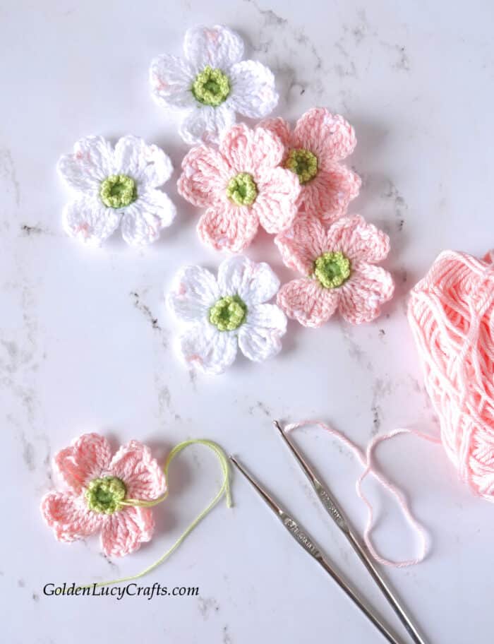 Crochet Dogwood Flower, Free Crochet Pattern - GoldenLucyCrafts