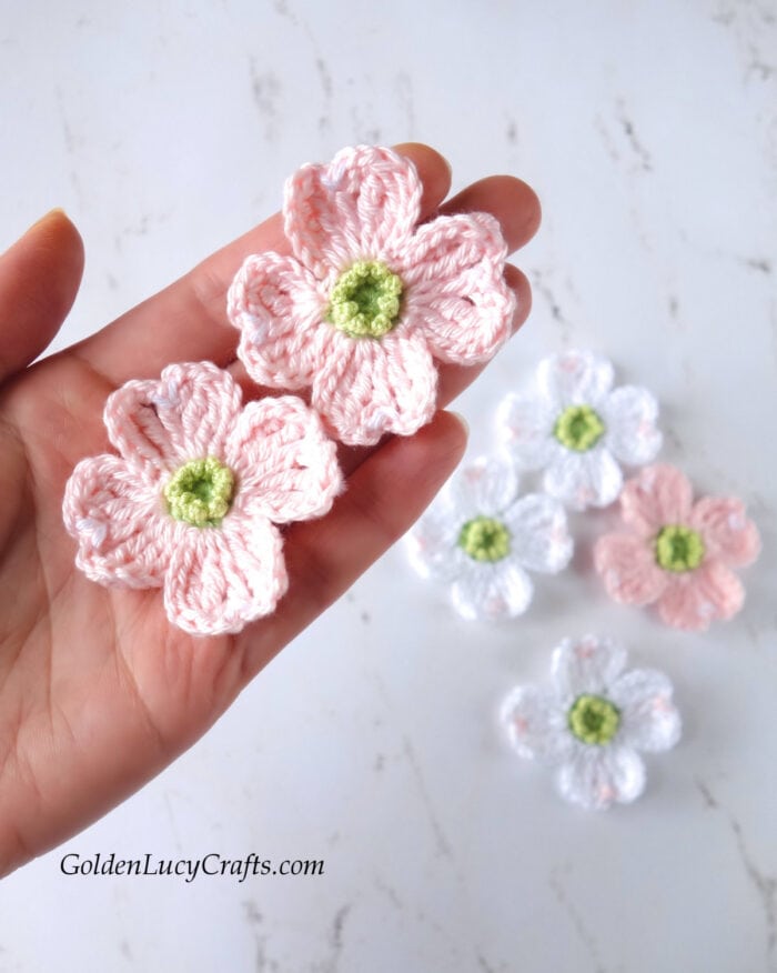 Crochet Dogwood Flower, Free Crochet Pattern - GoldenLucyCrafts