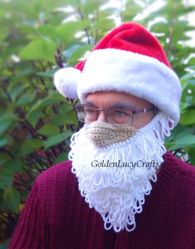Santa Beard Mask Free Crochet Pattern - GoldenLucyCrafts
