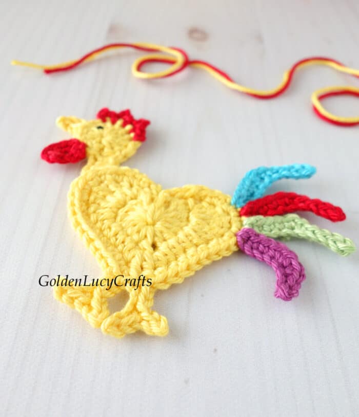 Crochet Heart Rooster Applique, Free Pattern - GoldenLucyCrafts