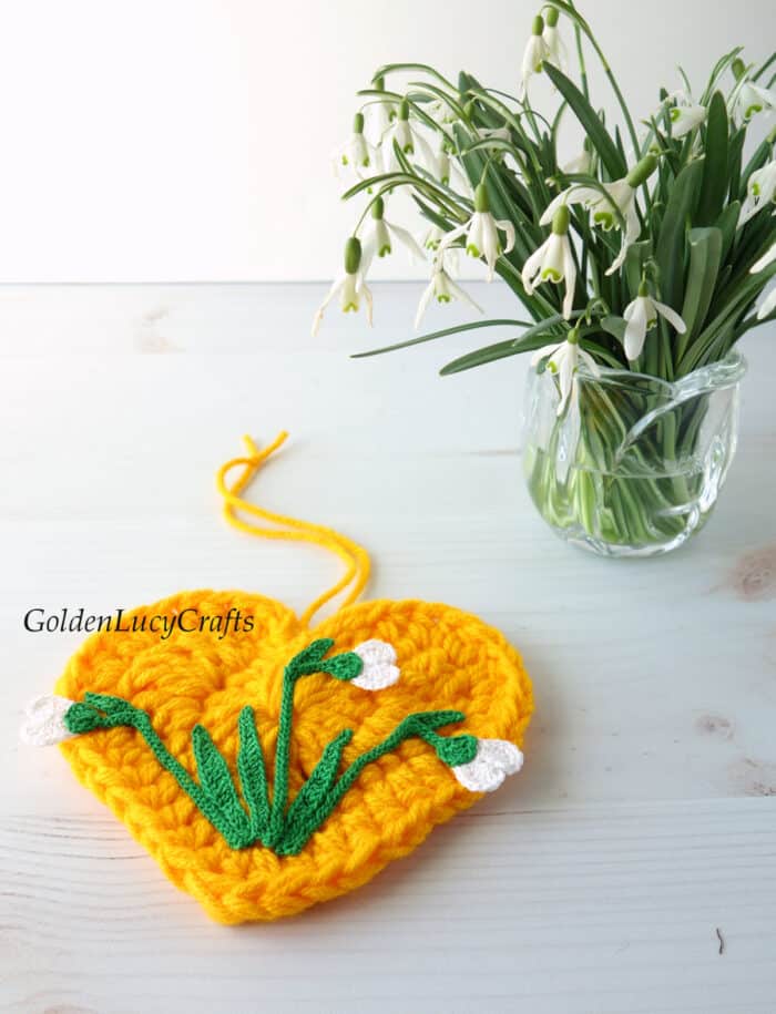 Crochet Spring Heart, Wall Decor - GoldenLucyCrafts