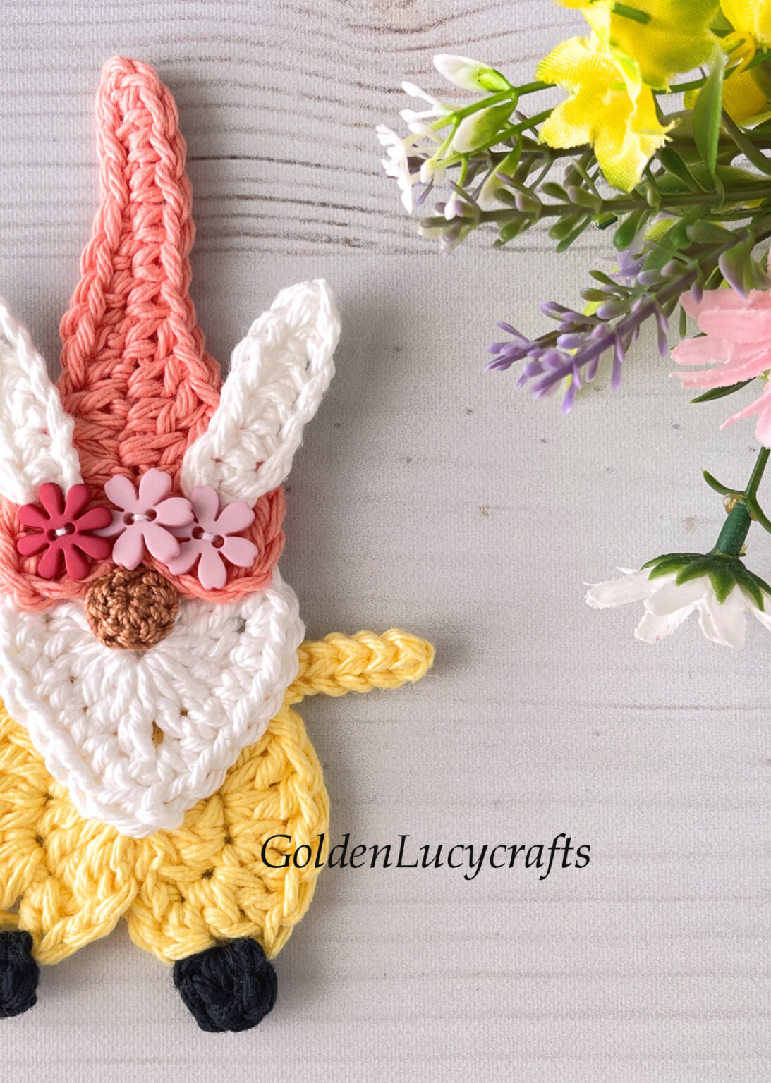 Crochet Easter Gnome Applique Pattern - GoldenLucyCrafts