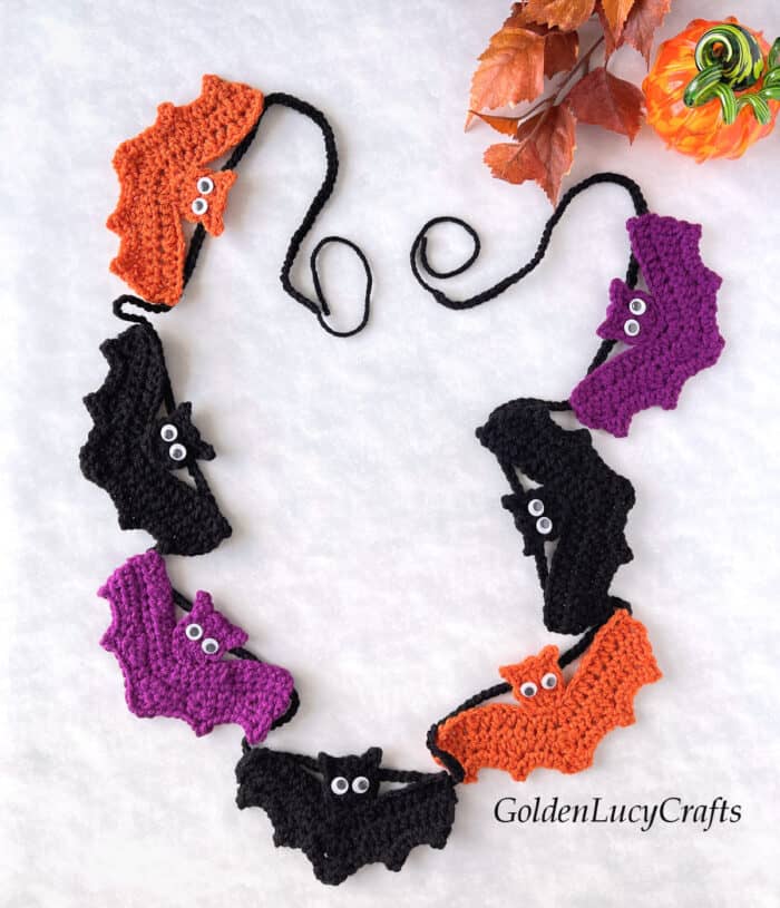 Crochet Halloween Bat Garland - GoldenLucyCrafts