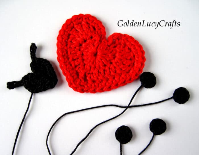 Ladybug Applique, Free Crochet Pattern - GoldenLucyCrafts