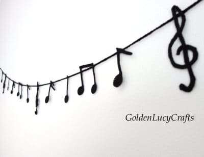 Music Notes Crochet Garland, Home Decor Idea - GoldenLucyCrafts