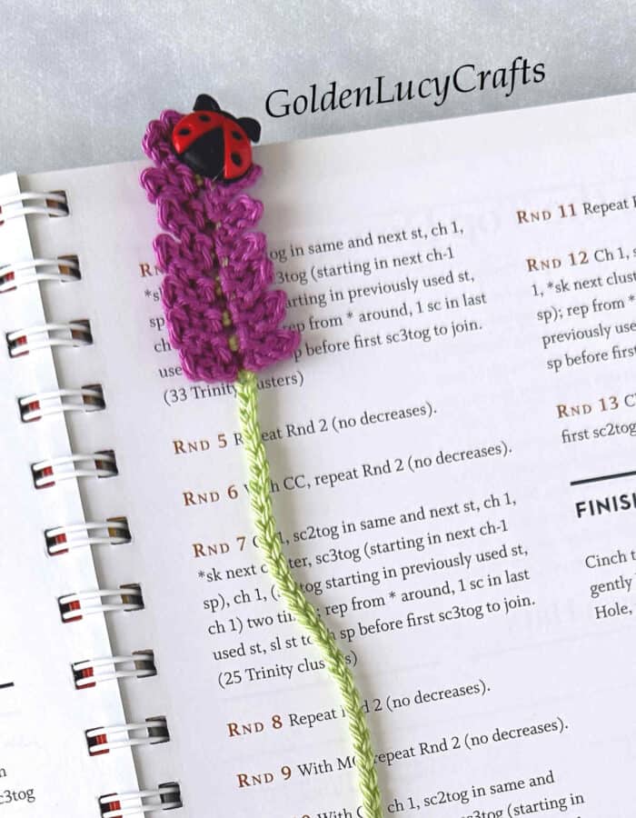 Crochet Flower Bookmarks - GoldenLucyCrafts