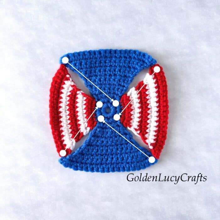 Crochet Patriotic Pinwhell - GoldenLucyCrafts