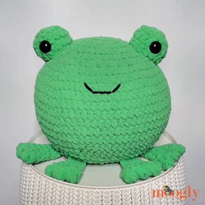 Frogs Crochet Pattern Collection - GoldenLucyCrafts