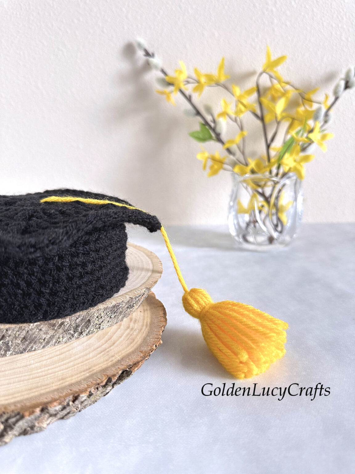Graduation Cap, Mortarboard Crochet Pattern - GoldenLucyCrafts