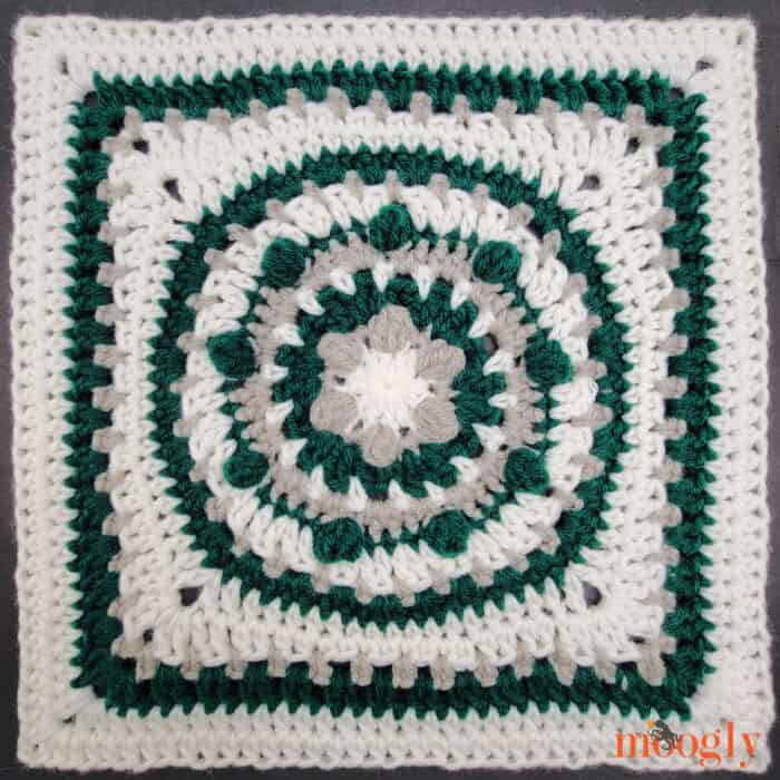 Crochet 12" Square Block Pattern, Atom Square - GoldenLucyCrafts