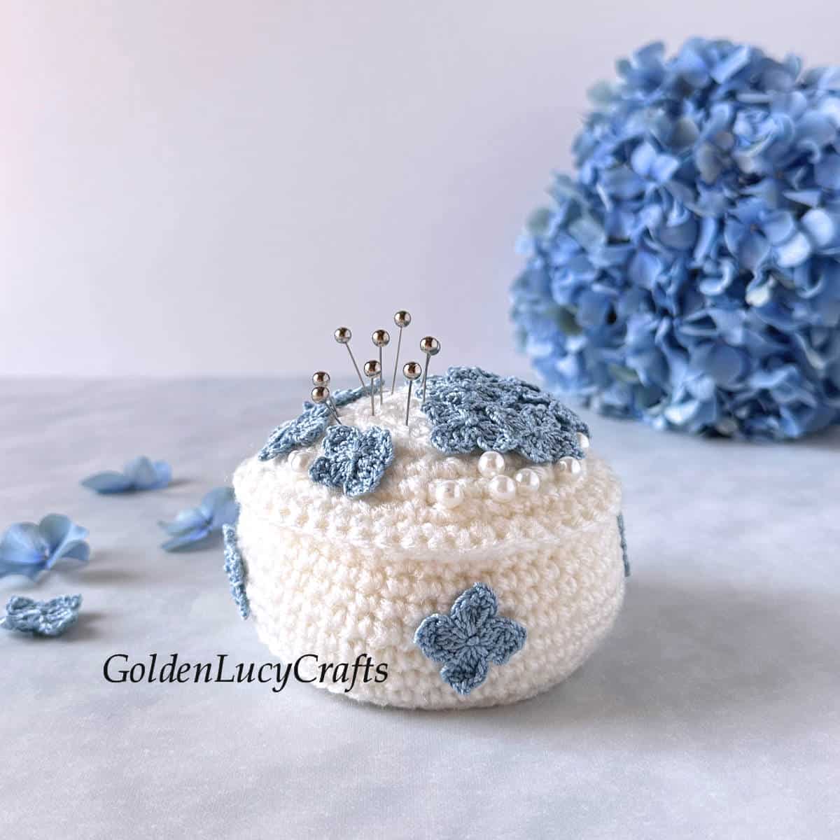 Hydrangea Pincushion Crochet Pattern - GoldenLucyCrafts