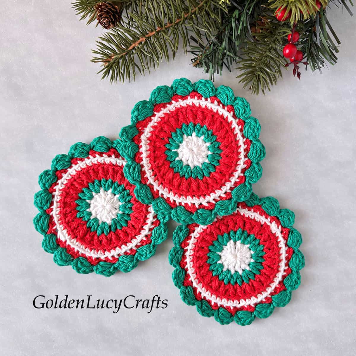 Christmas Coaster Crochet Pattern - GoldenLucyCrafts