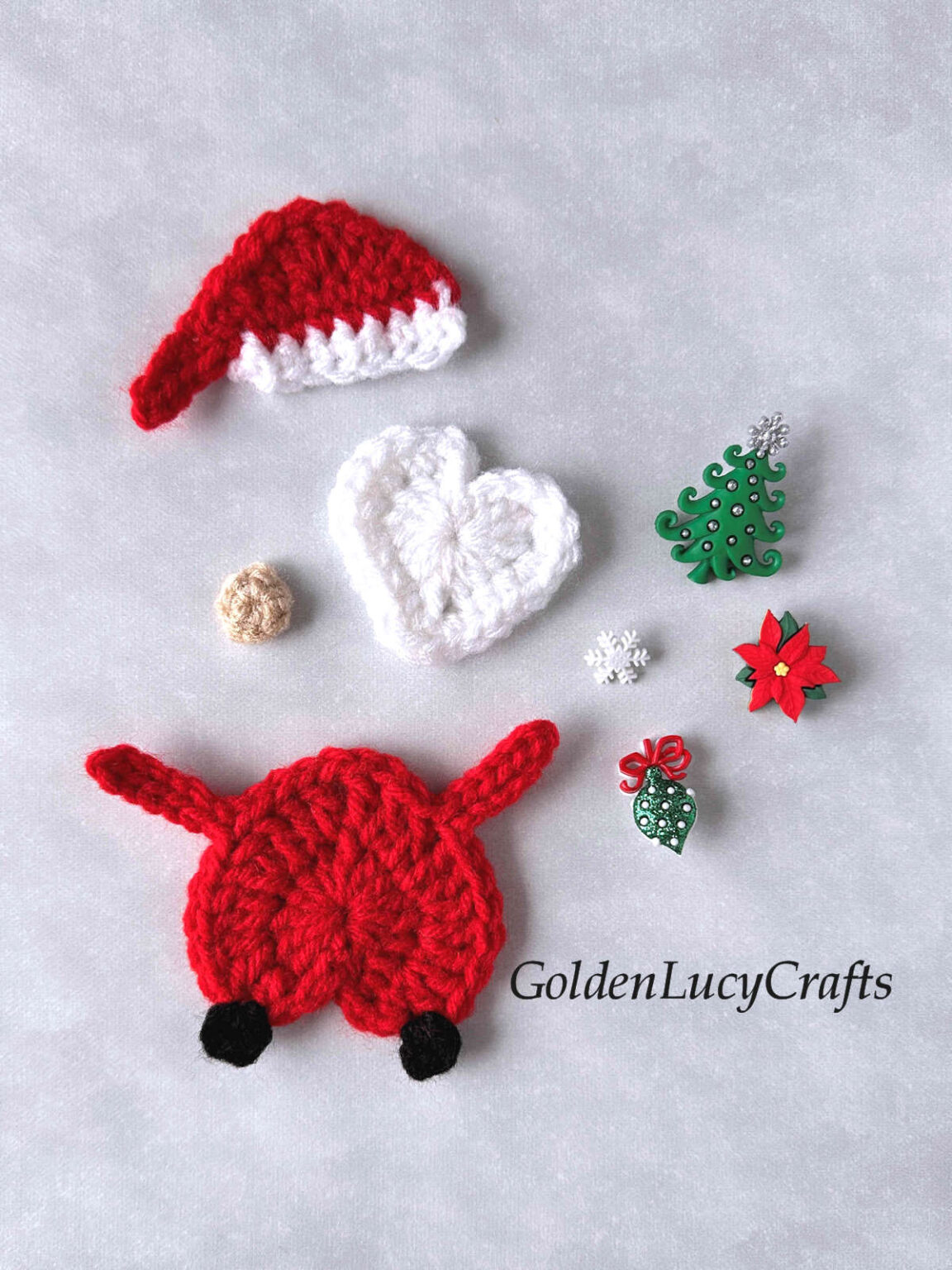 Crochet Santa Gnome - GoldenLucyCrafts