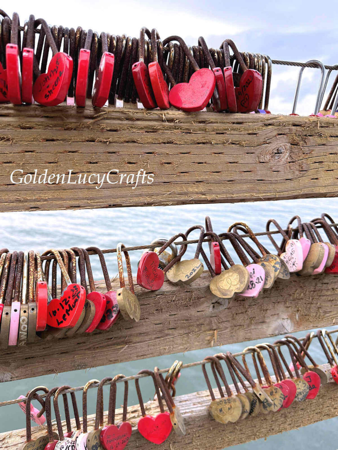 Love Locks Crochet Pattern - GoldenLucyCrafts