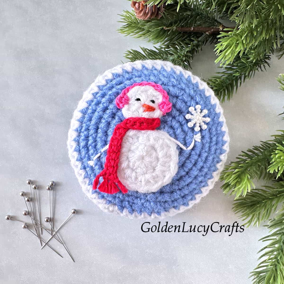 Christmas Pincushion, Crochet Pattern - GoldenLucyCrafts